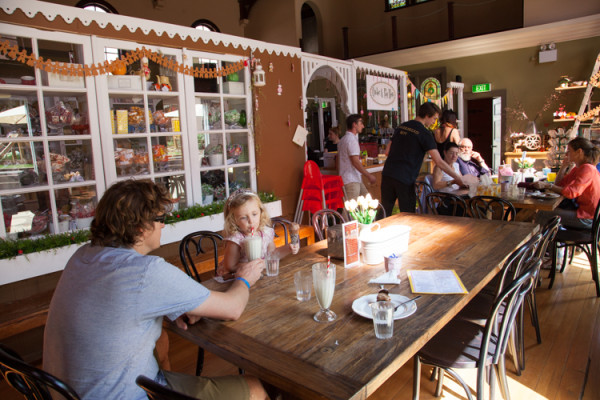 The Gingerbread House: Kid-Friendly Cafes, Katoomba, Blue Mountains ...