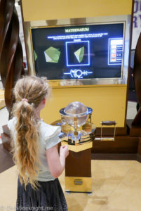 National Museum of Mathematics, New York - Adventure, baby!